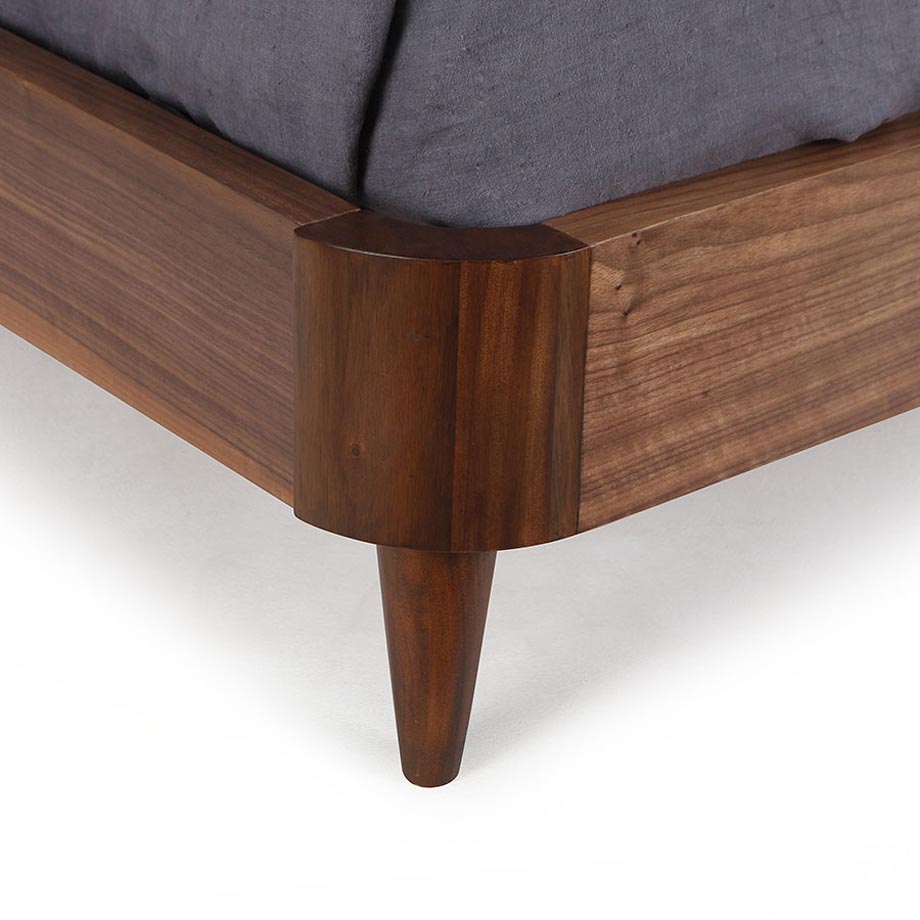 PEYTON BED by TRIBOA BAY LIVING